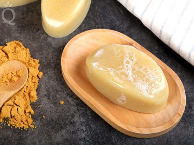 Bee Pollen Melt & Pour Soap DIY - Soap Queen
